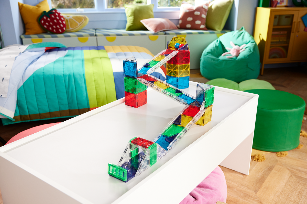 MAGNA-TILES® Rail Racers Deluxe Set – 90-Piece Magnetic Toy – MAGNA TILES